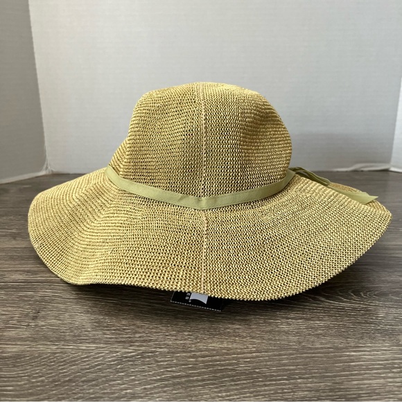 August Hats | Accessories | August Floppy Womens Paper Olefin Straw Hat ...